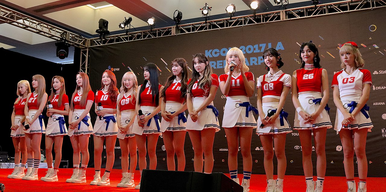 WJSN-CHOCOME Transforms As Candy Girls In New 'HMPH!' Teasers