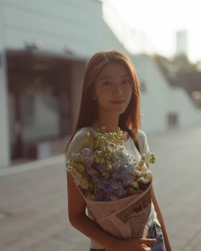 Former UNI.T Member Lee Suji Announces Surprise October Wedding: 'He's Kind and Warm-hearted'