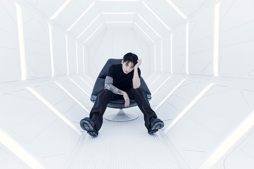 Btss Jungkook Dominates U S Billboard Charts With 3d And Seven