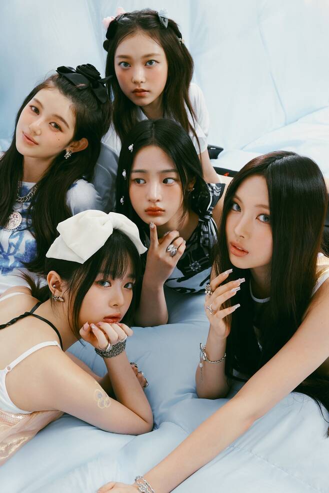 NewJeans' 'Get Up' Continues Its Streak on the US Billboard 200 for 13 Weeks