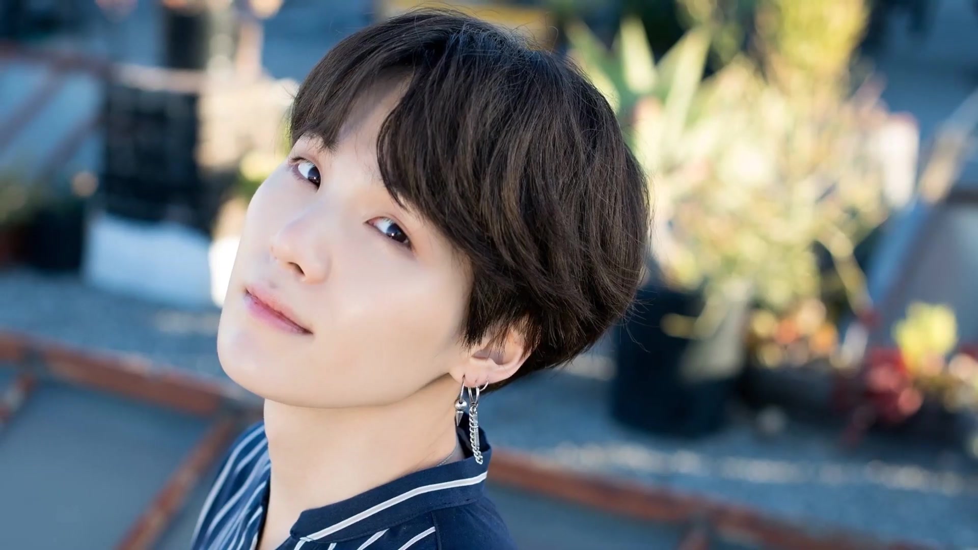 BTS Suga Wins Best Male Rapper In Dabeme Pop