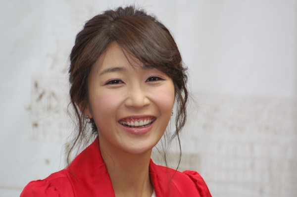 Watch: ‘Once Again’ Releases Behind-The-Scenes Clips Of Its Cast