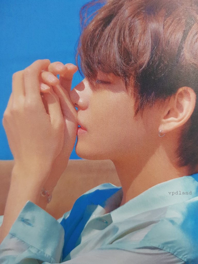BTS: Kim Taehyung 'V' Looks Like Real Life Disney Prince In Paris Trip ...