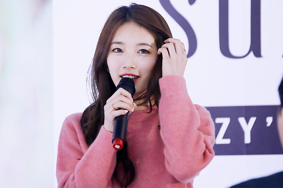 Suzy Exhibits Clear And Pure Voice As She Sings Her Self-Written Song ...