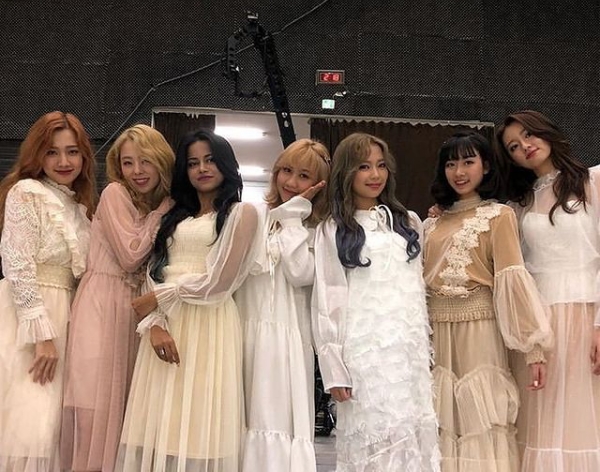 Girl Group Leader Changes Plans Of Returning To Korea After Discovery ...