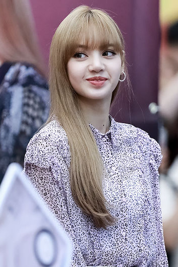 BLACKPINK's Lisa Dominates Top Influencers List With Highest EMV At ...