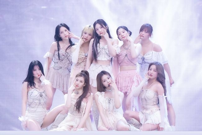 TWICE Makes History as First K-pop Girl Group to Hold Solo Concert in ...