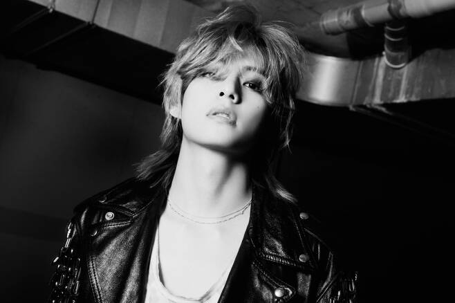 BTS V's 'LayOver' Sets Record on UK Official Chart: NME Says, 'Worth ...