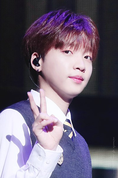 Jeong Sewoon Presents His Distinctive Demeanor As He Graced ELLE Korea ...